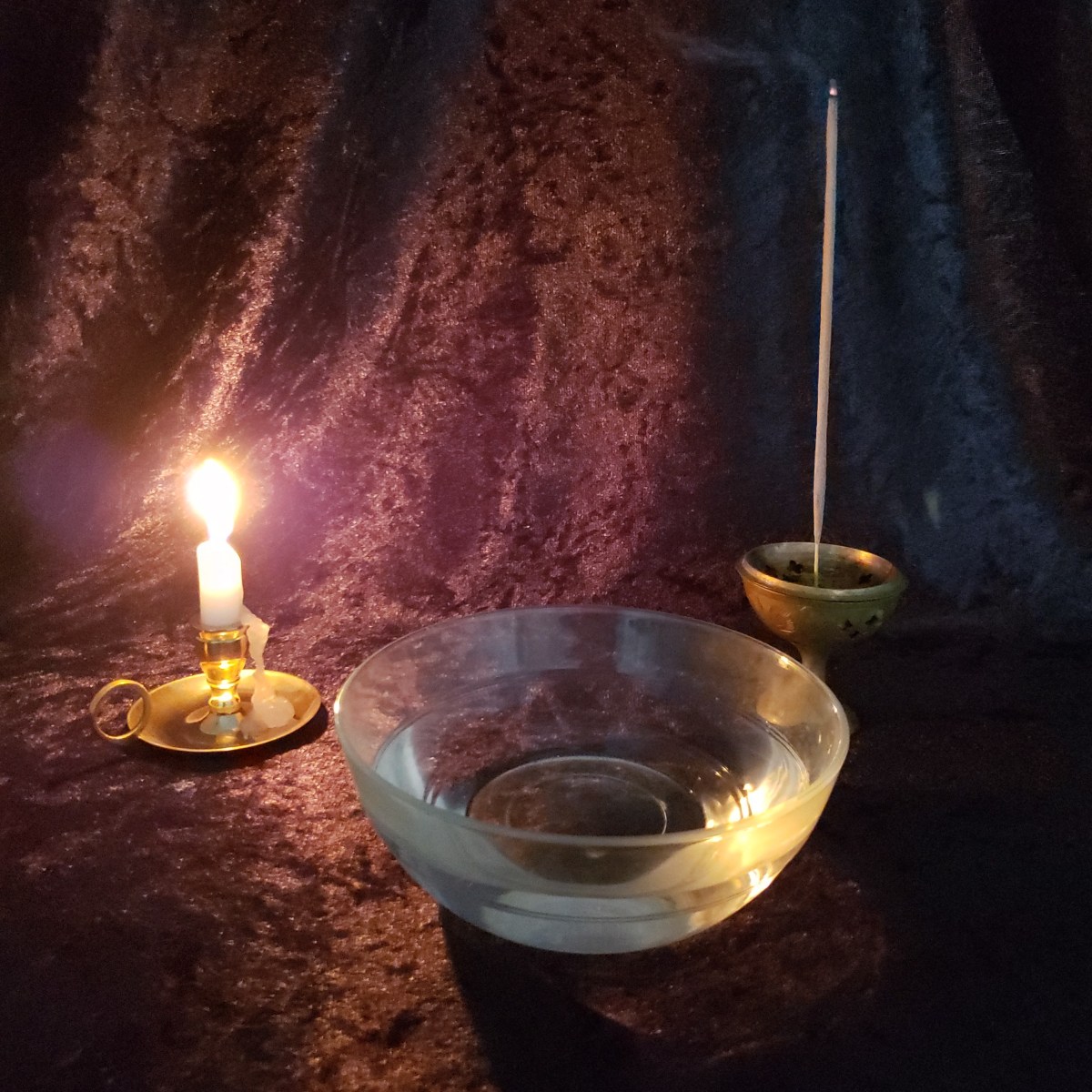 Methods of Scrying – Water Scrying – Northern Lights Wicca